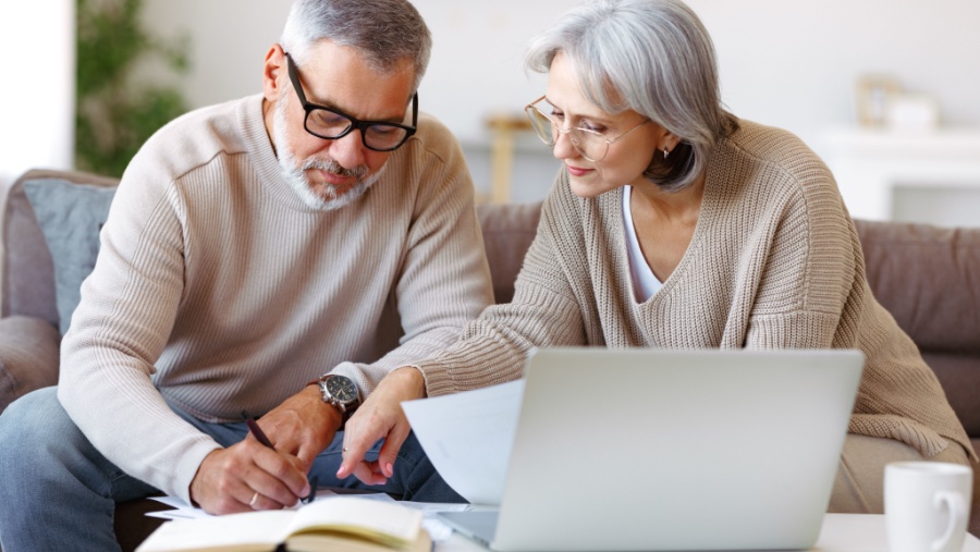 The 3 stages of retirement, and how you can plan for them - bdhSterling